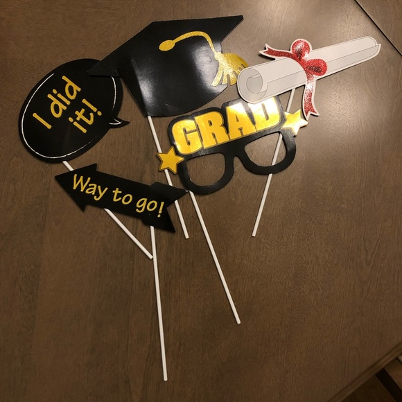 Party Supplies | Set Of 5 Graduation Congratulations Celebration ...